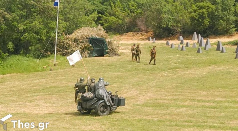 Ζωντάνεψε ξανά η ιστορική μάχη στο Ρούπελ με συγκλονιστική αναπαράσταση ...