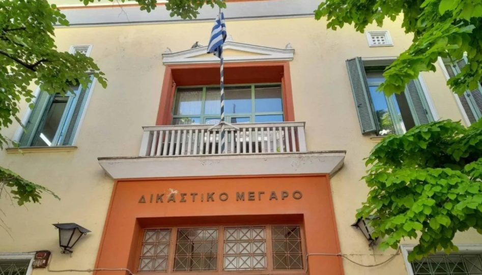 Ξεκίνησε η δική για το θάνατο του 11χρονου Βασίλη στο 9ο Δημοτικό ...
